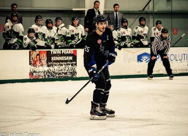 Derek Walker Makes NCAA Commitment
