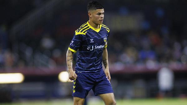 Eric Calvillo leads four re-signings for El Paso Locomotive
