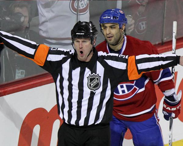 New Hockey Refs Learn from A Pro