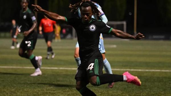 Locomotive add Frank Daroma to midfield contingent