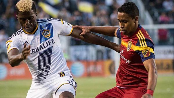 San Antonio Signs Brazilian midfielder Pecka