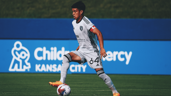 Monterey Bay F.C. signs local product Jerry Ayon