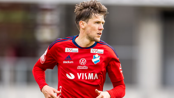 Rising FC signs Swedish center back John Stenberg