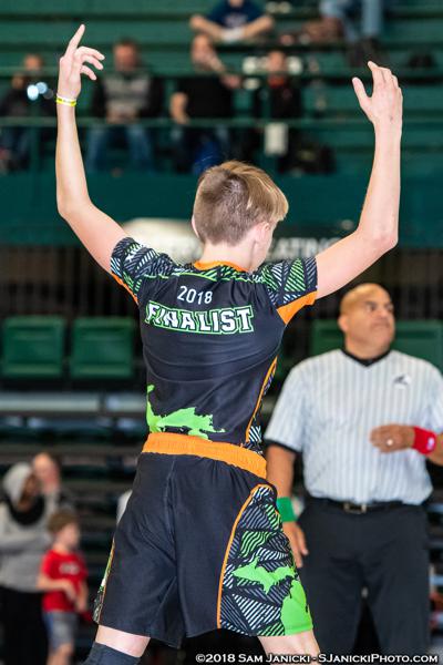 98lb Finals - Jacob Brya (MI) vs Carson Laughery (TX)