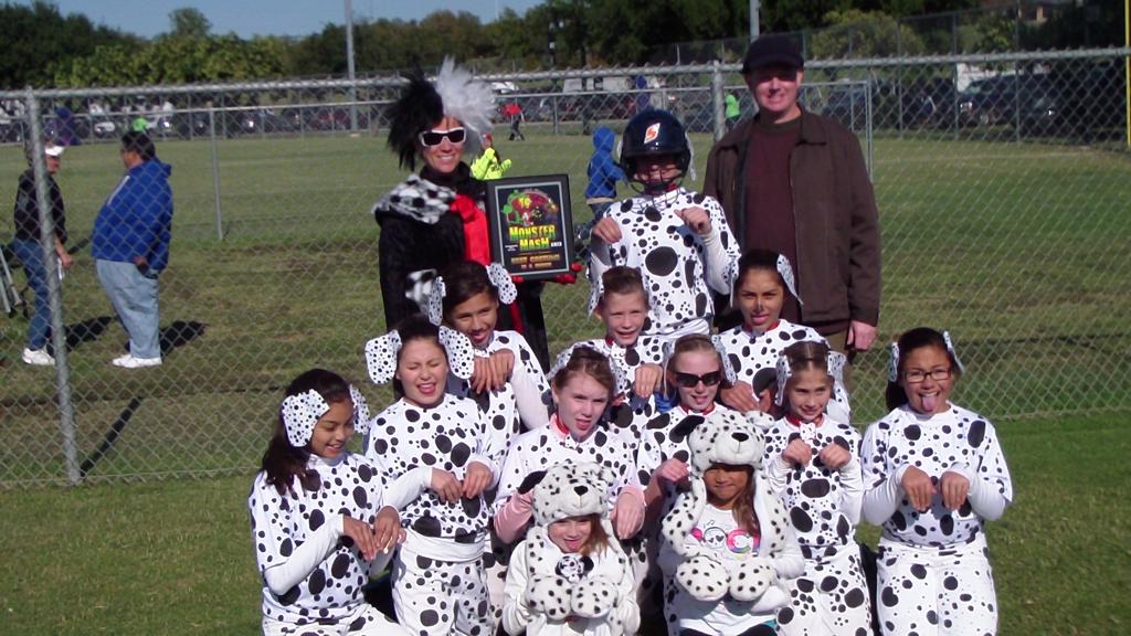 12u Stealth Softball Team Win Best Costume At The 2012 Monster Mash 