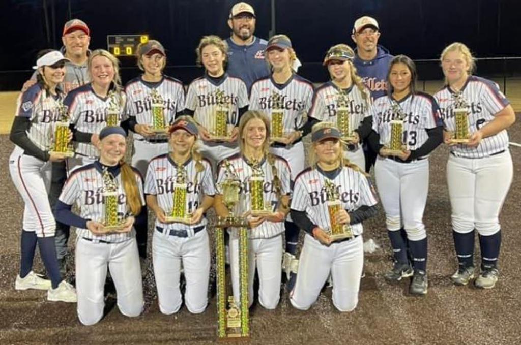 EC Bullets Fastpitch - Official Site