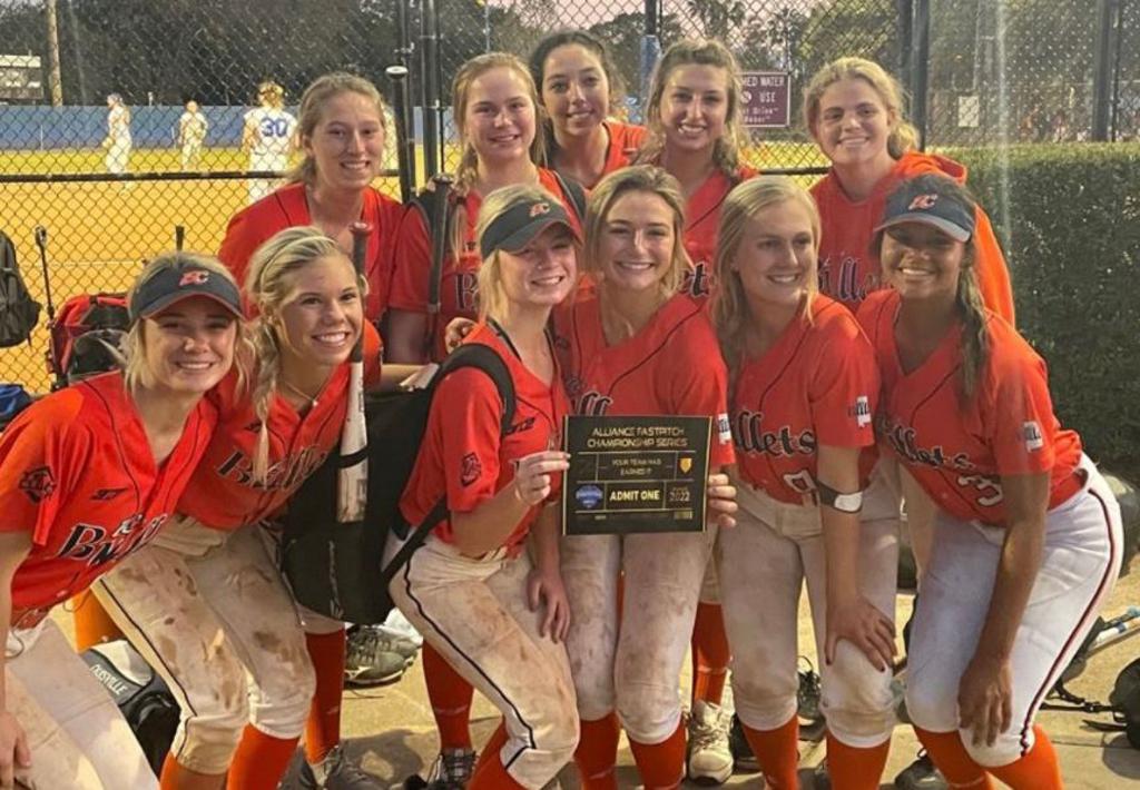 EC Bullets Fastpitch - Official Site